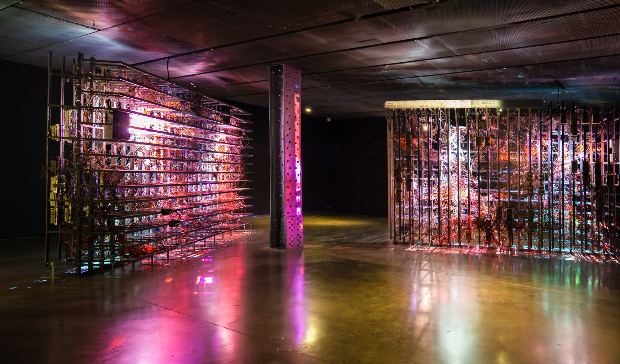 Studio Daniel Canogar